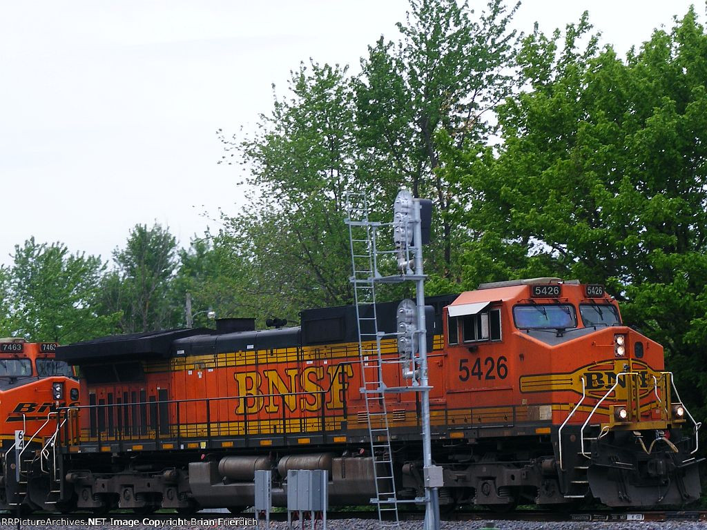 BNSF 5426